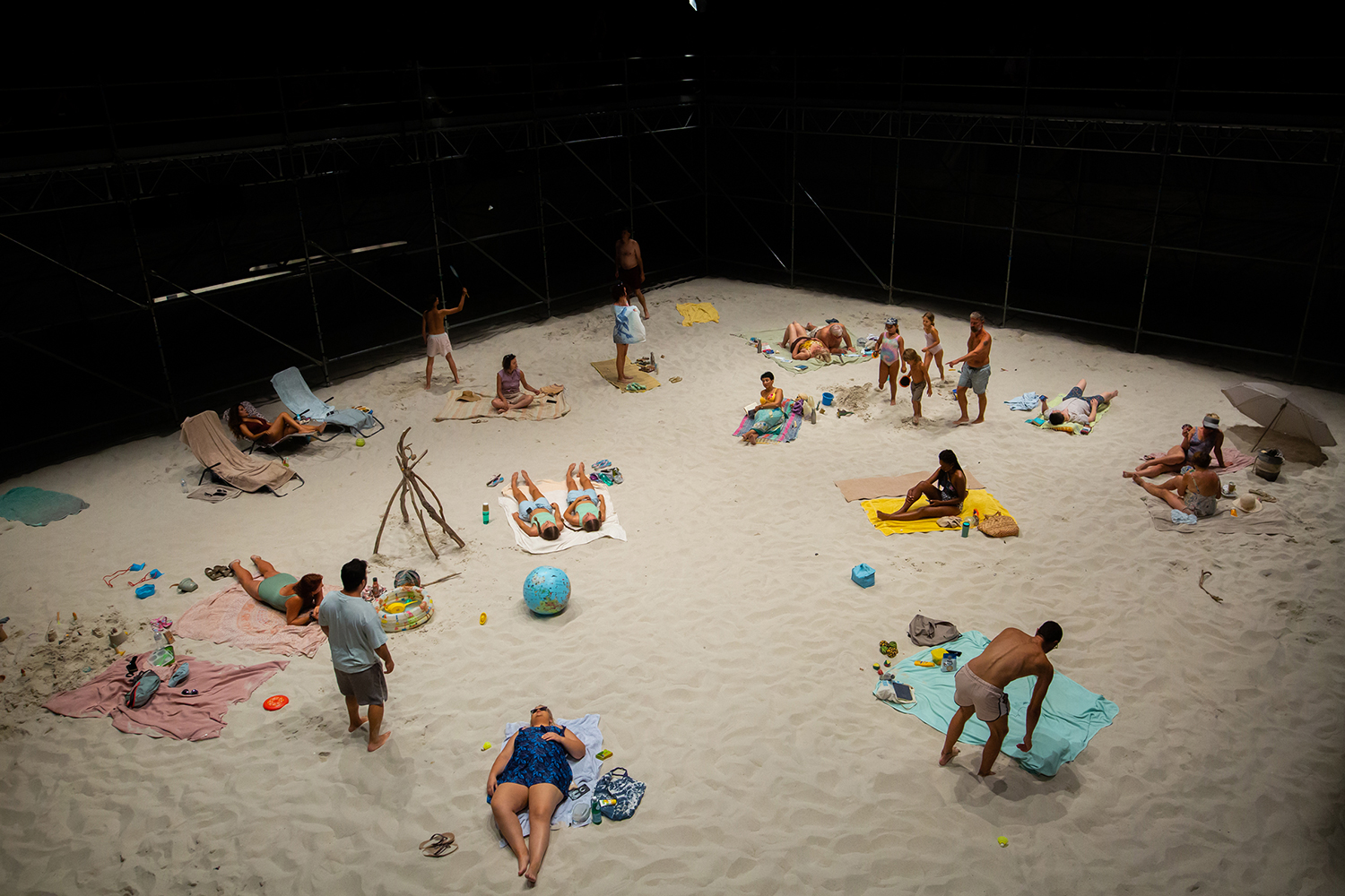 Climate Crisis Opera ‘Sun & Sea’: What Did You Do at the End of the ...