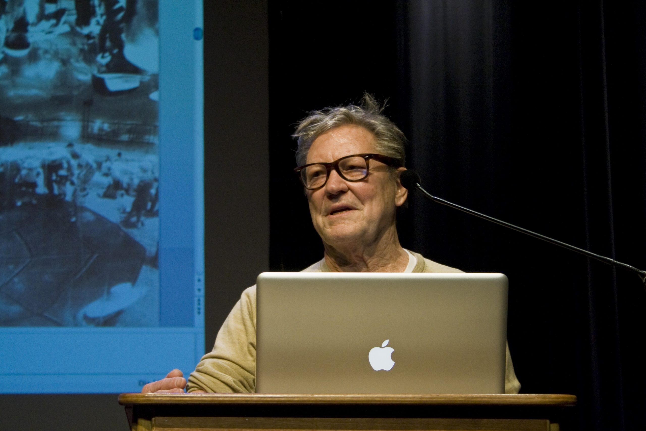 Robert Whitman, pioneer of ‘happenings’ and multimedia art, 1935–2024 ...