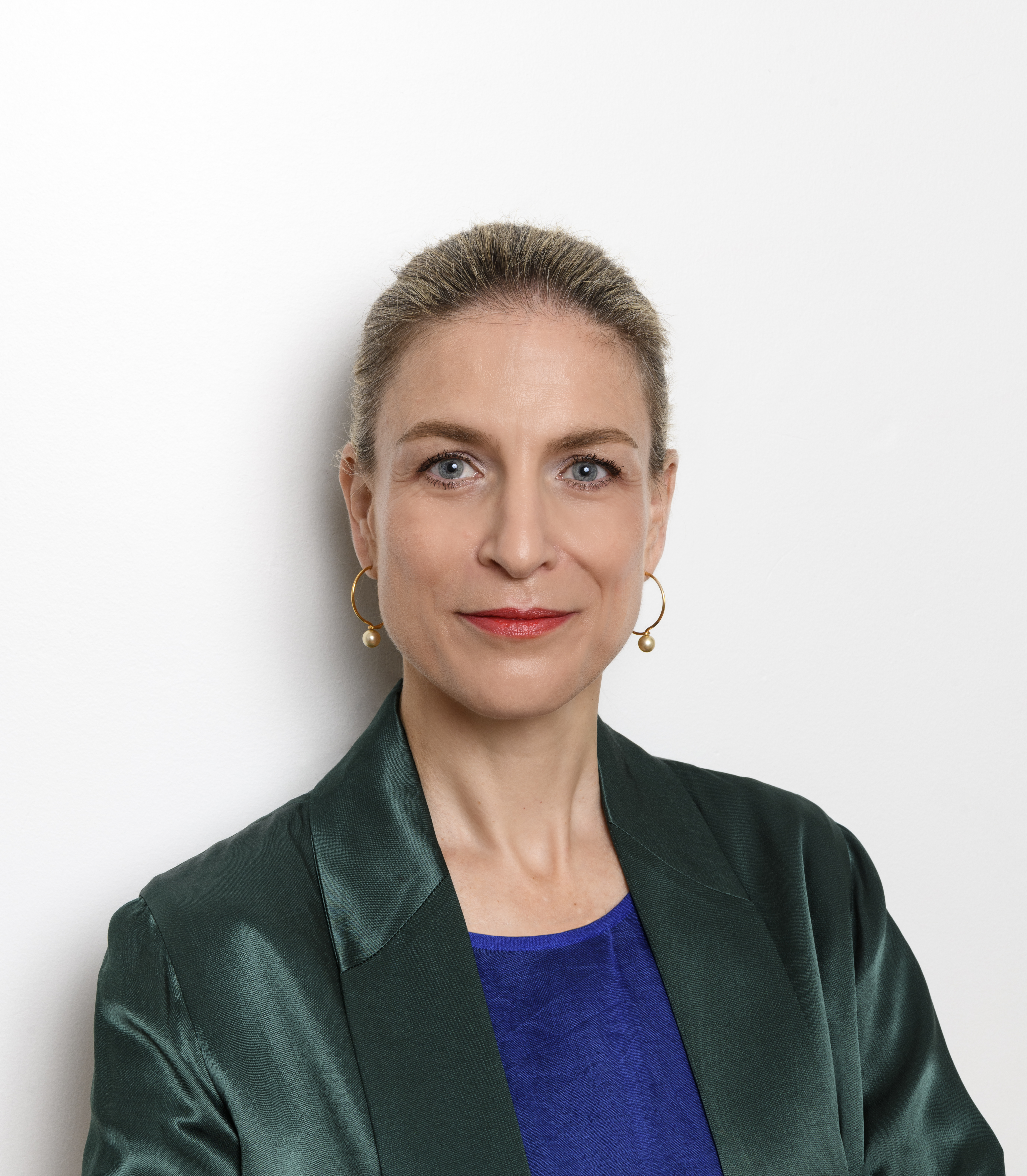 Hammer Museum names Zoë Ryan as new director - ArtReview